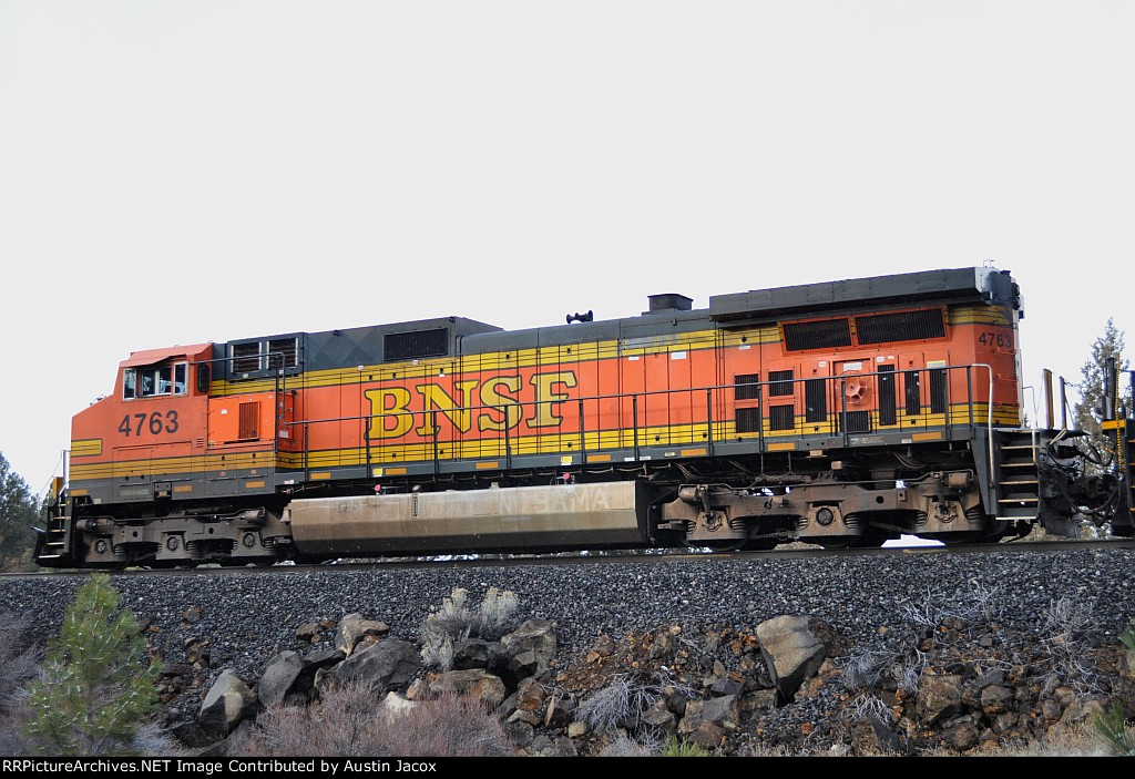 BNSF 4763